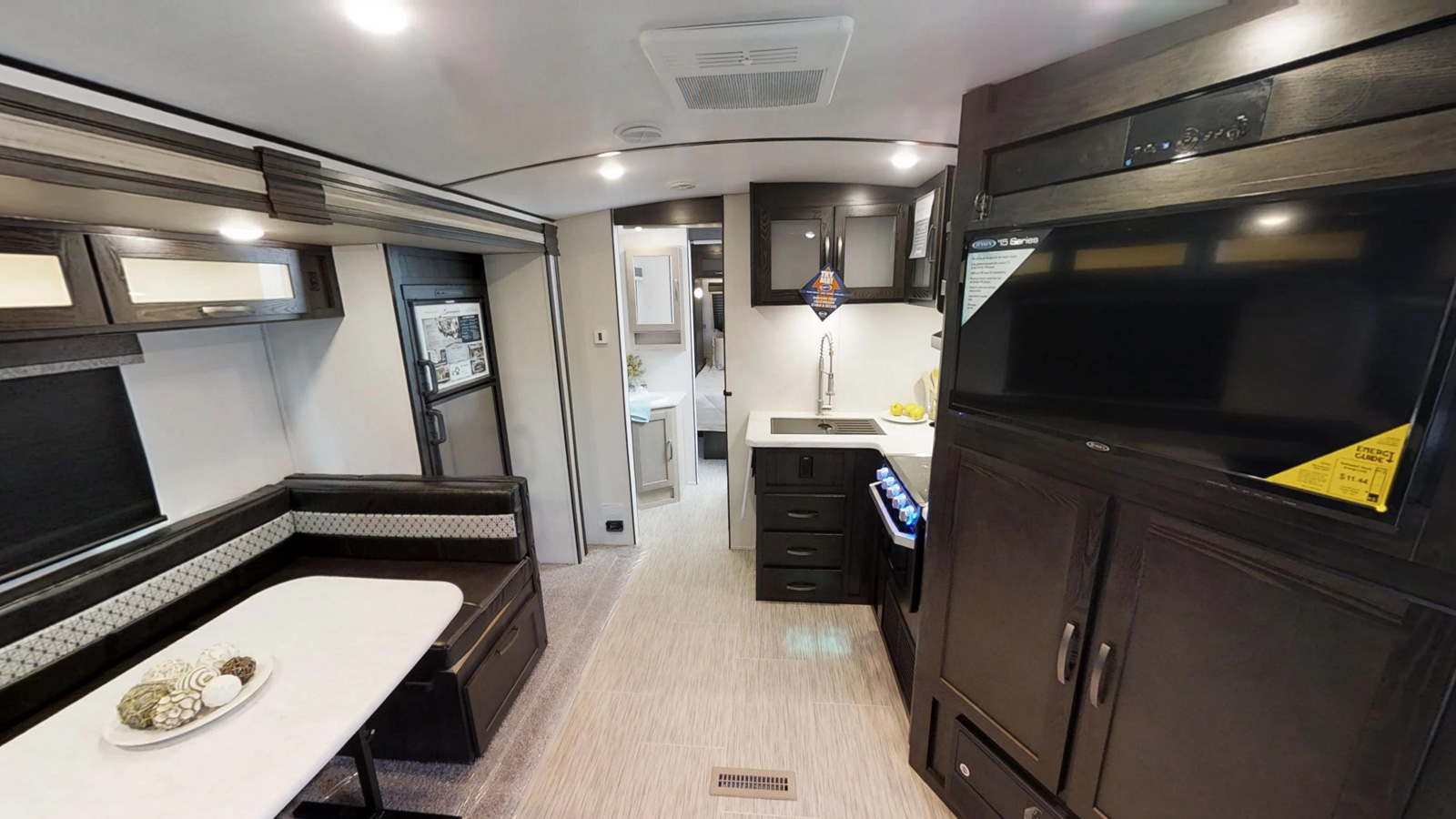 2019 Surveyor West 271RLS - DSO Floorplan - Coachmen RV