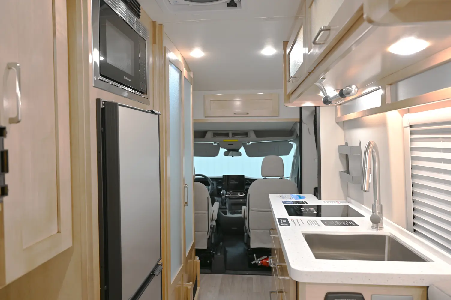 2026 Beyond 22C Floorplan - Coachmen RV