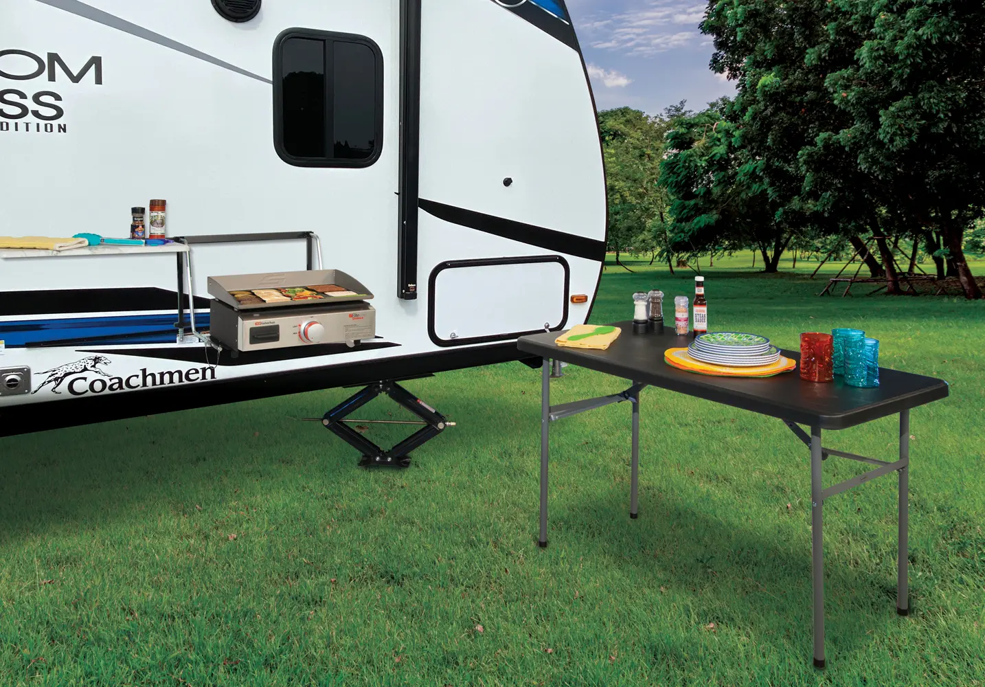 Freedom Express Ultra Lite Travel Trailers - Coachmen RV