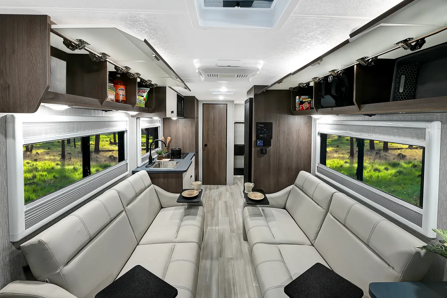 Cross Trail Class C Motorhomes - Coachmen RV