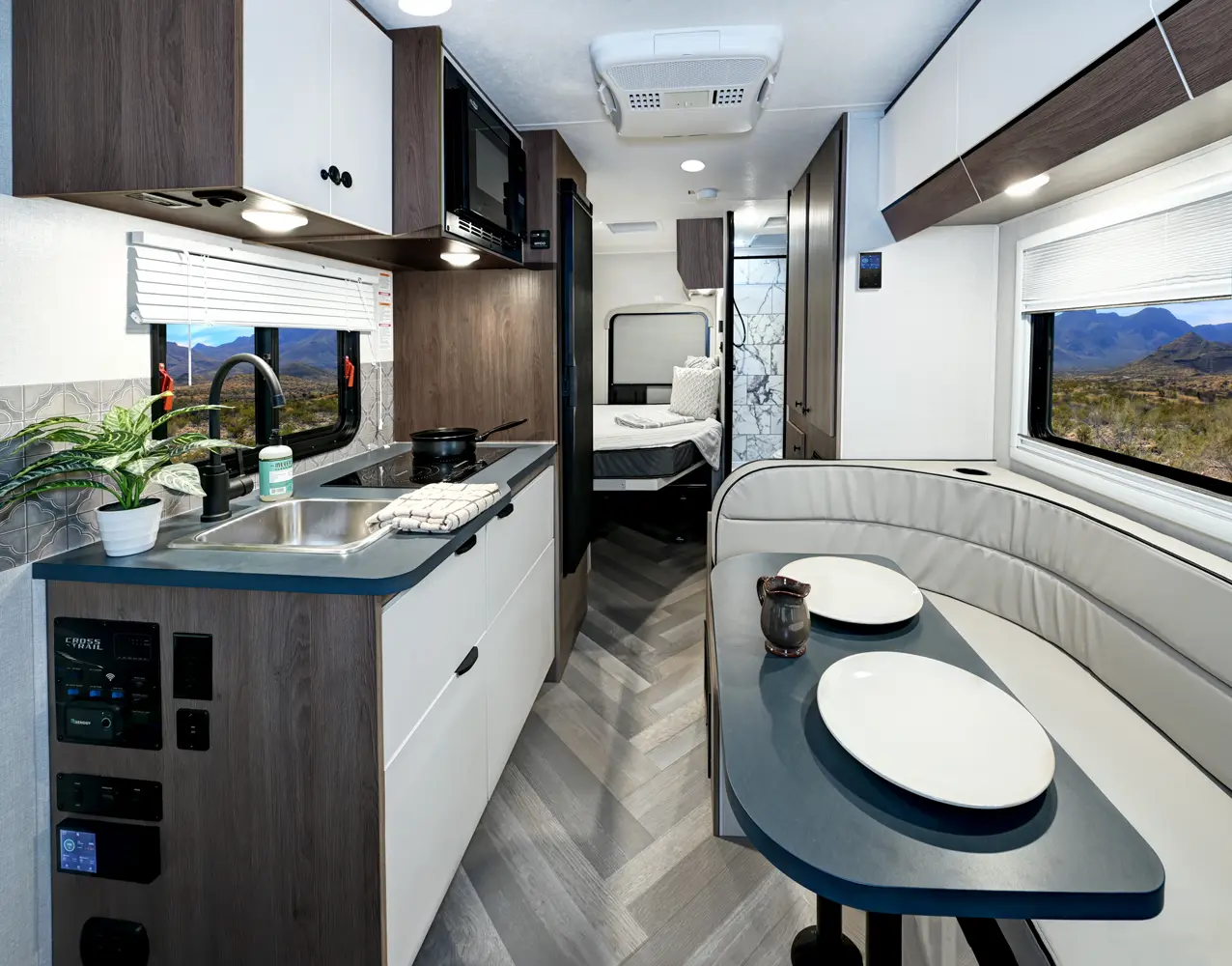Cross Trail Class C Motorhomes - Coachmen RV