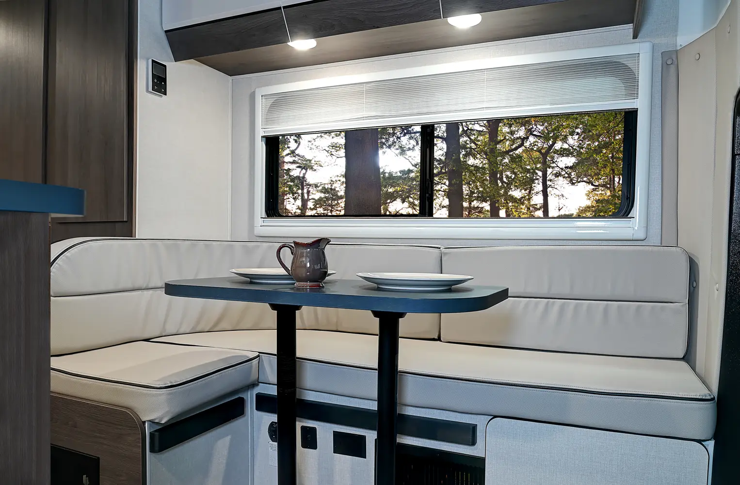 Cross Trail Class C Motorhomes - Coachmen RV