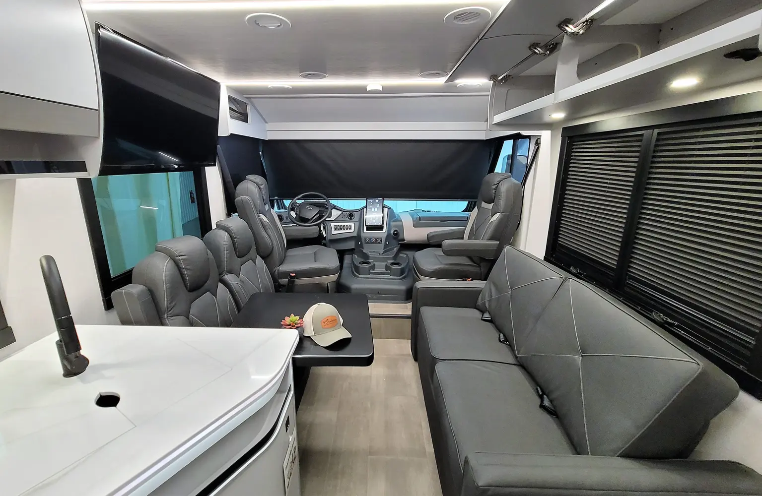 2026 Euro 25EU Floorplan - Coachmen RV