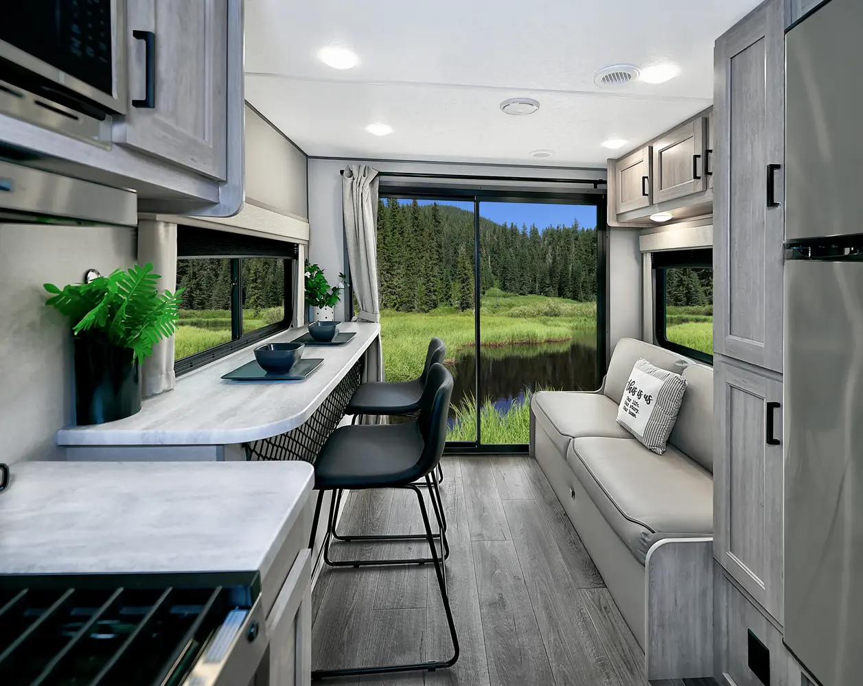 Catalina Summit Series 8 Travel Trailers - Coachmen RV