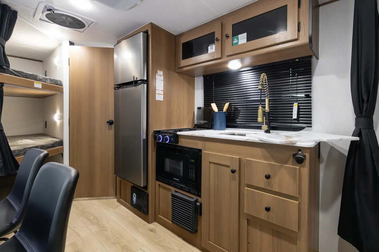 Apex Nano Travel Trailers - Coachmen RV