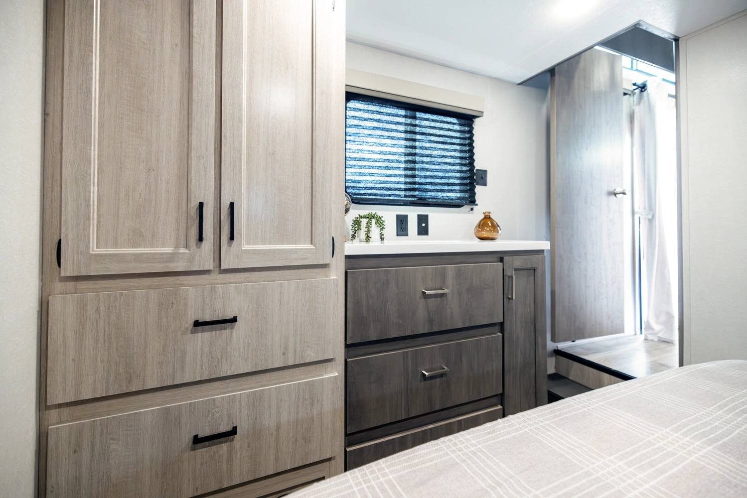 Catalina Destination Series Destination Trailers and Travel Trailers ...